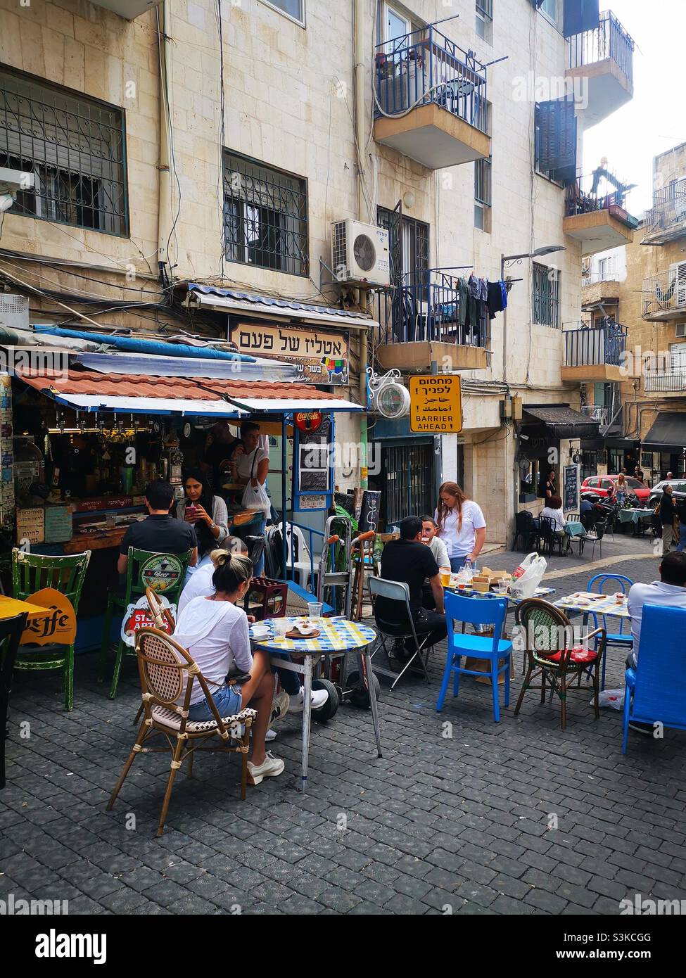 Street cafes at the Machane Yehuda market in Jerusalem, Israel Stock ...