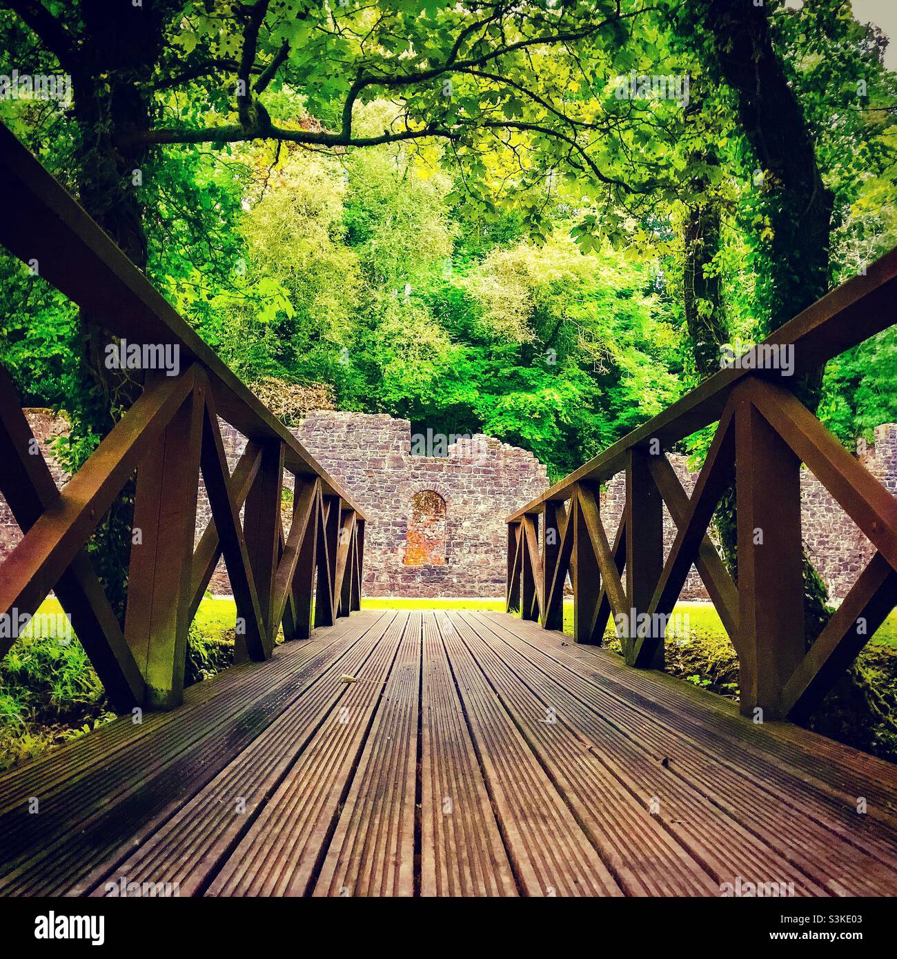 Bridge the gap hi-res stock photography and images - Alamy