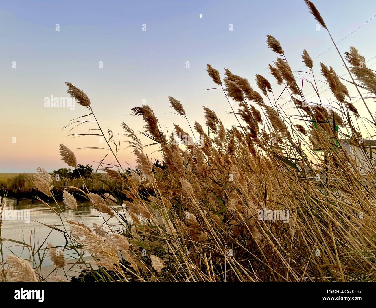 Beaches sunsets landscapes hi-res stock photography and images - Alamy