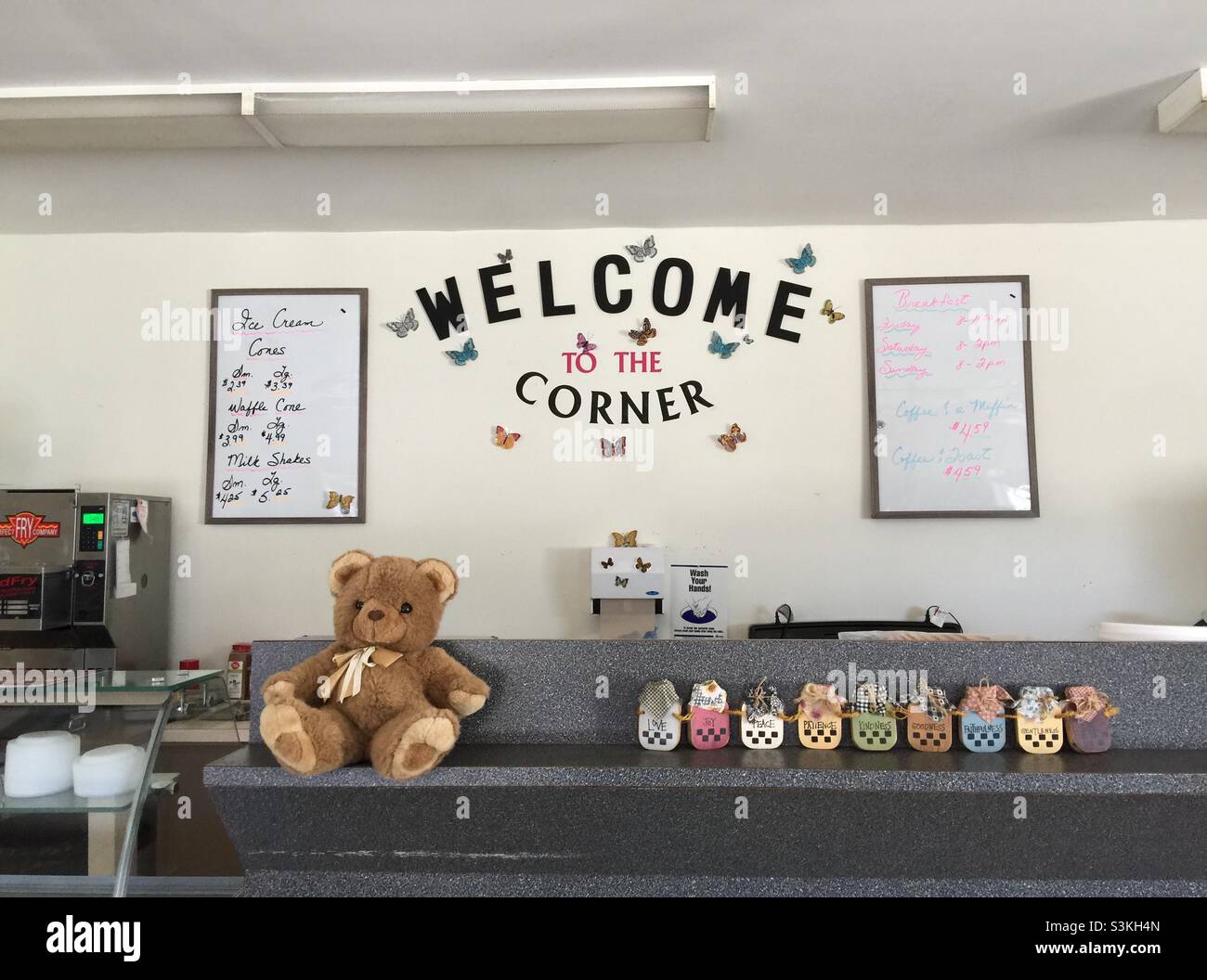 Good corner hi-res stock photography and images - Alamy