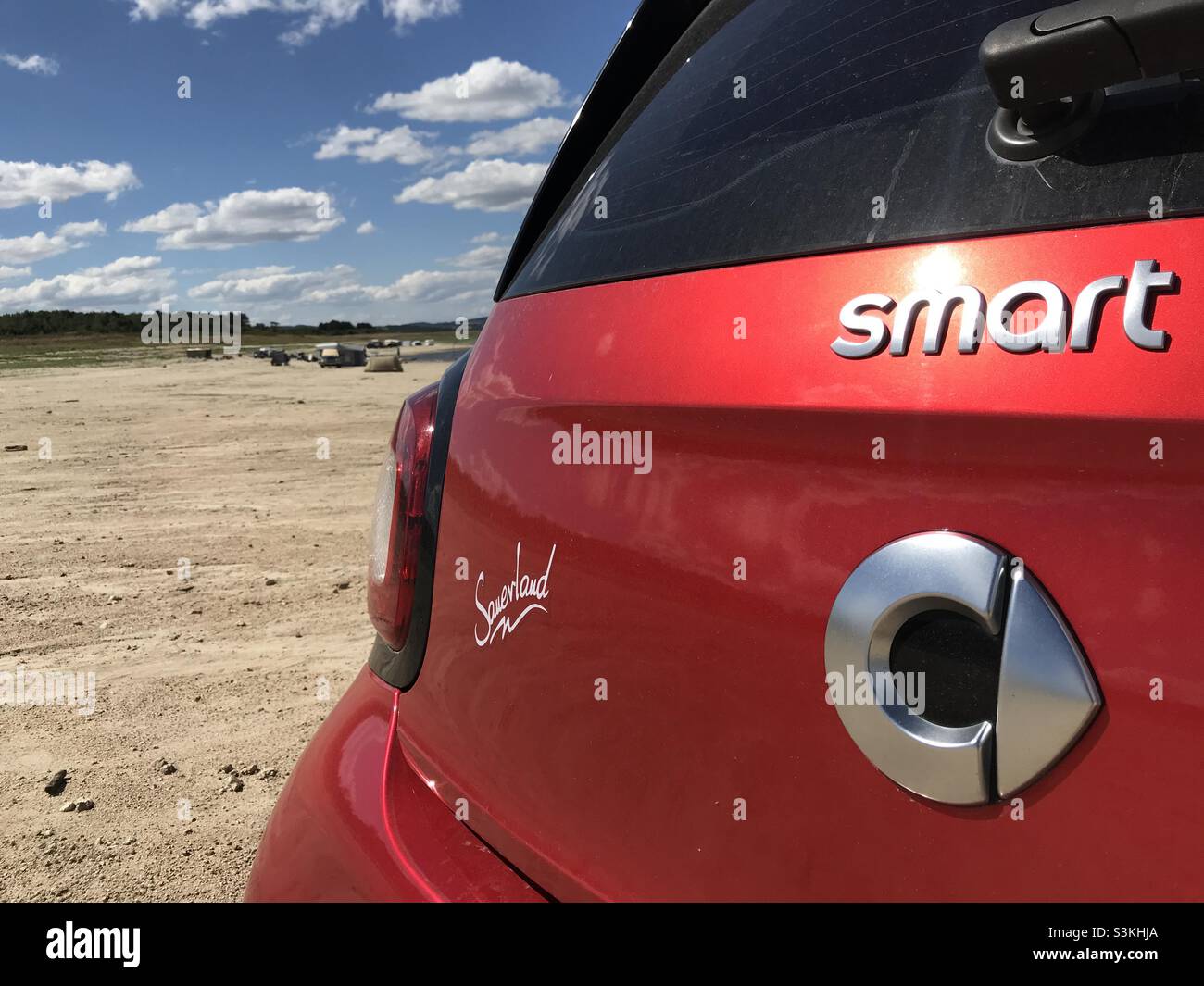 Red smart forfour hi-res stock photography and images - Alamy