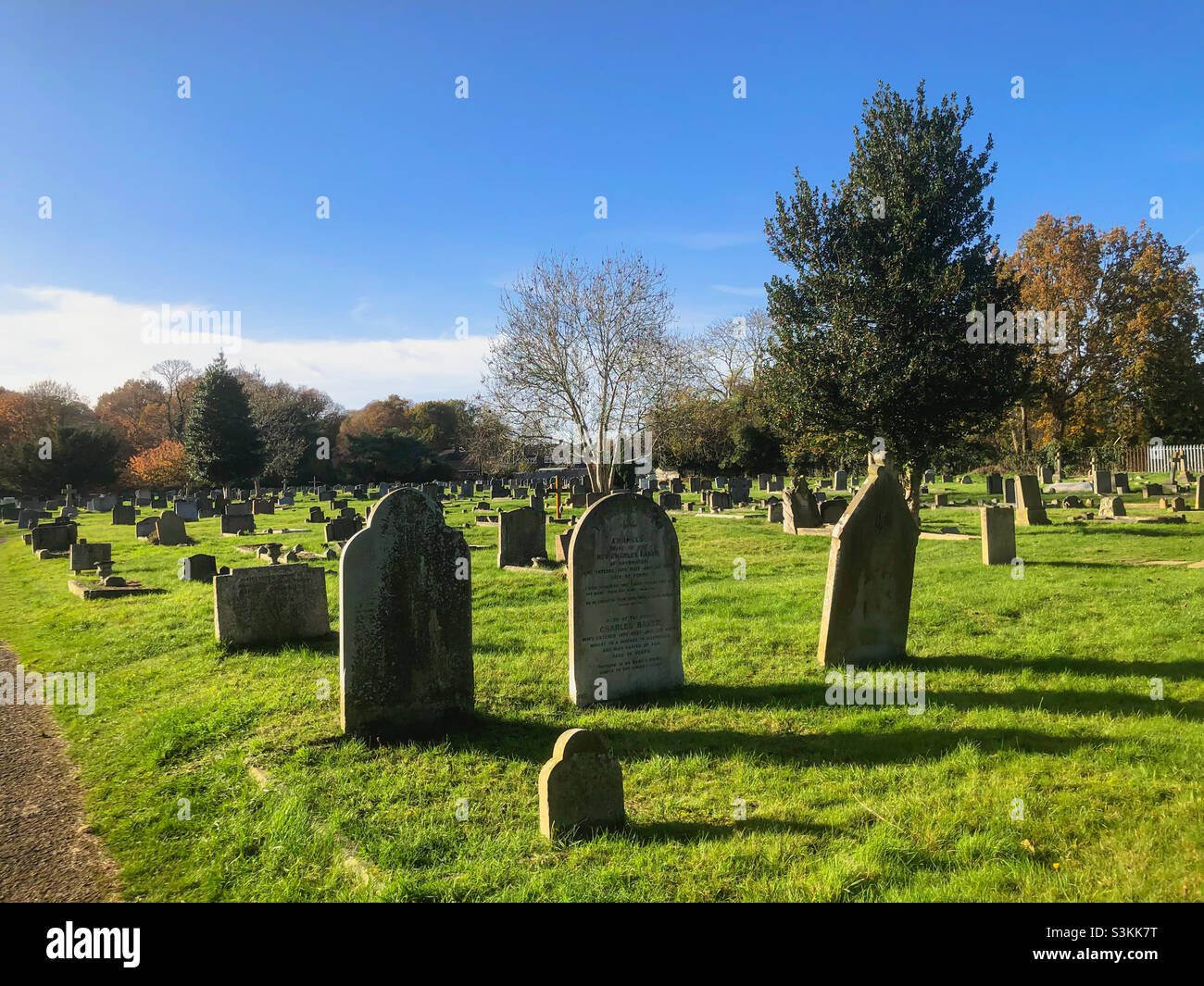 Row graves in cemetery smartphone stock photos and images - Alamy