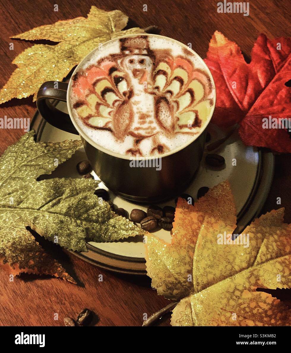 Thanksgiving Turkey latte for thanksgiving Stock Photo - Alamy