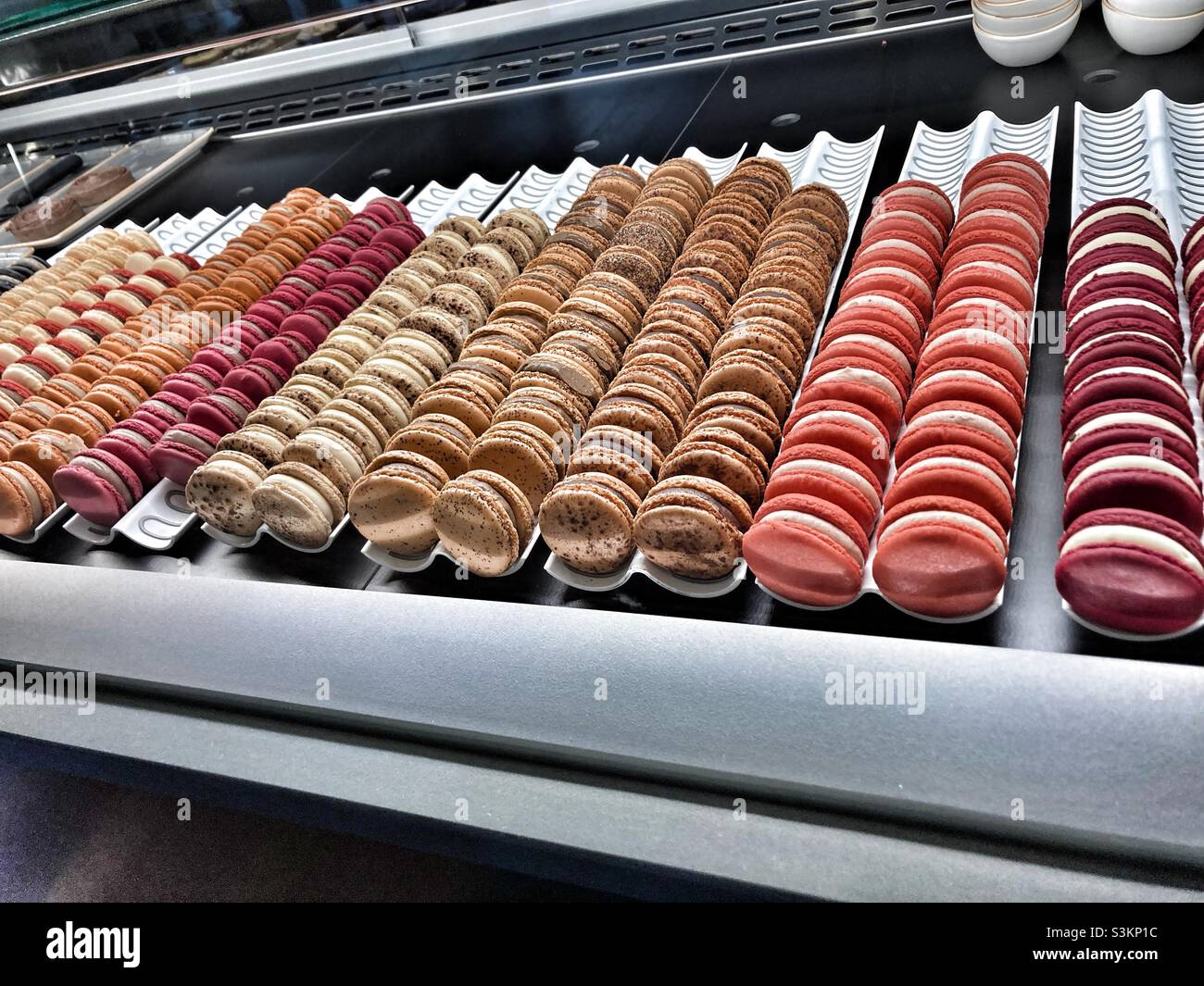 Belgian macarons hi-res stock photography and images - Alamy