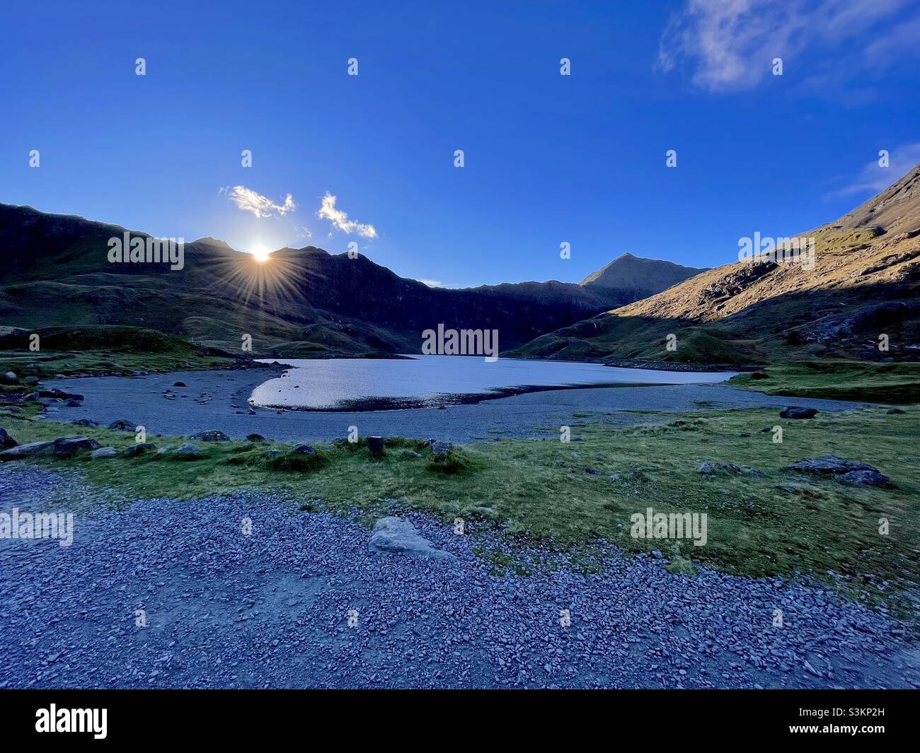 Snowdon in winter hi-res stock photography and images - Alamy