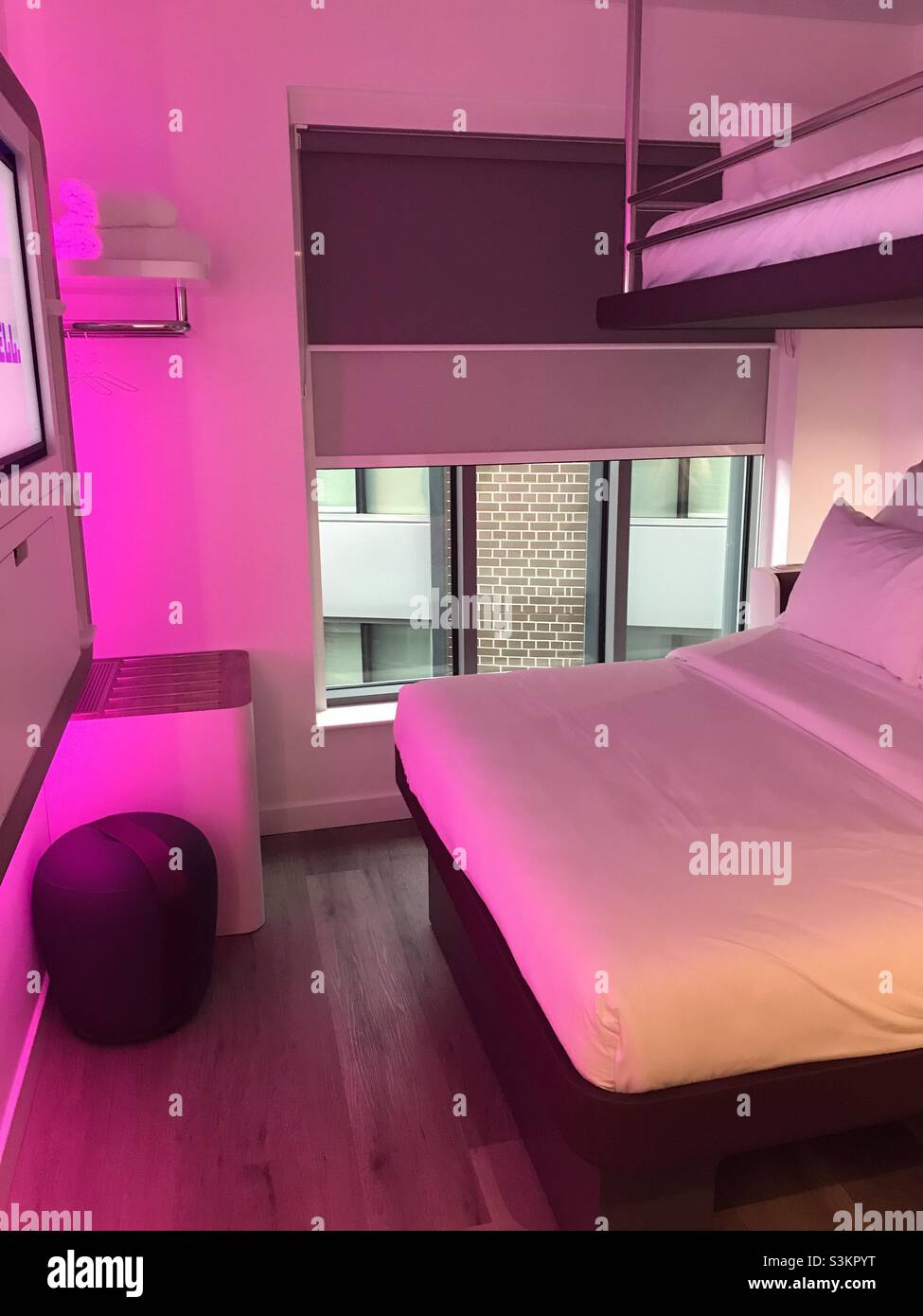 The interior of Yotel Hotel in Clerkenwell, London Stock Photo - Alamy