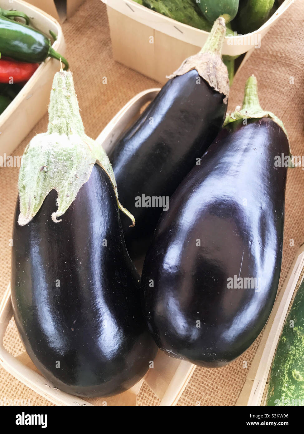 Egg shaped fruit hi-res stock photography and images - Alamy