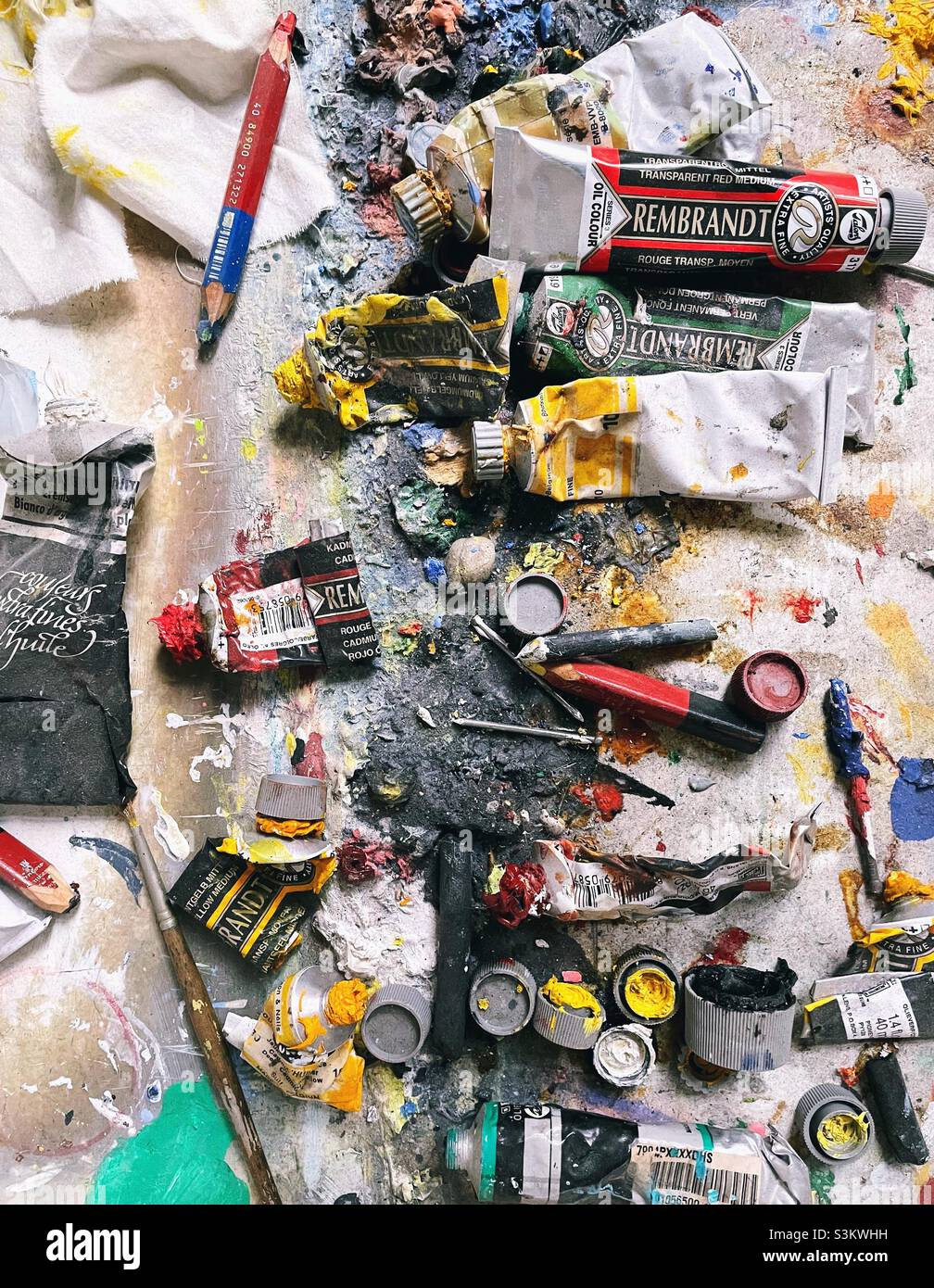 Workspace painting hi-res stock photography and images - Alamy