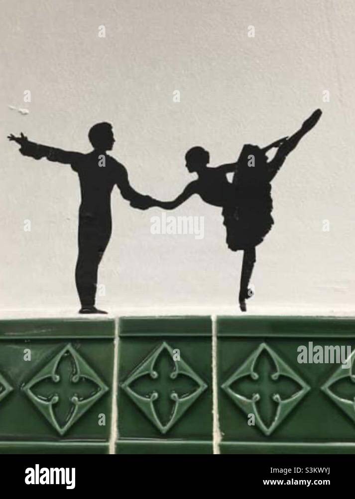 Opera scenery hi-res stock photography and images - Alamy