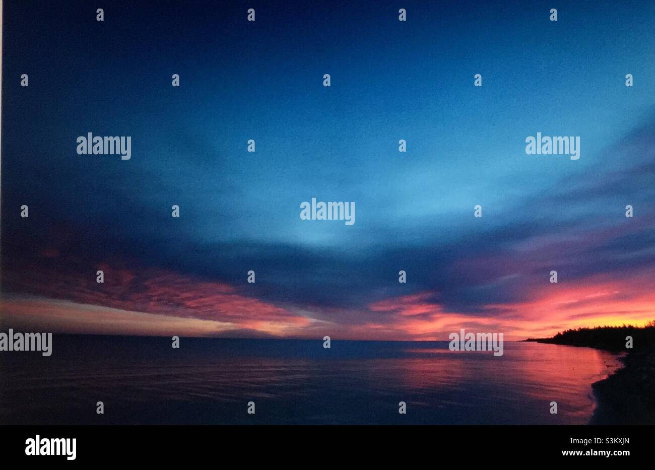 On great slave lake hi-res stock photography and images - Alamy