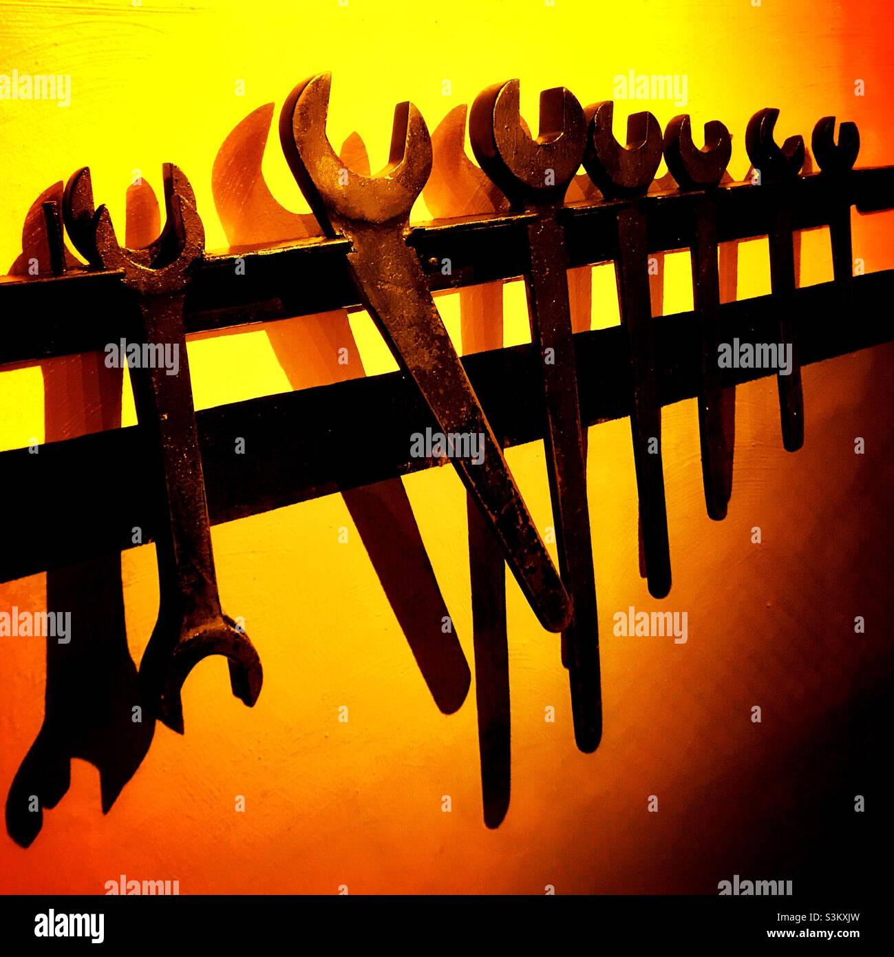 Torque wrenches hi-res stock photography and images - Alamy