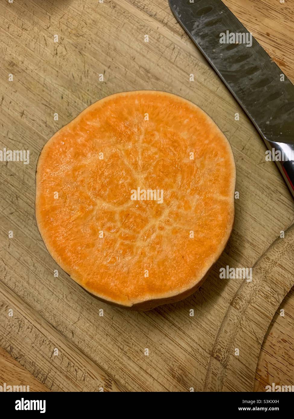 Timber board cross section hi-res stock photography and images - Alamy