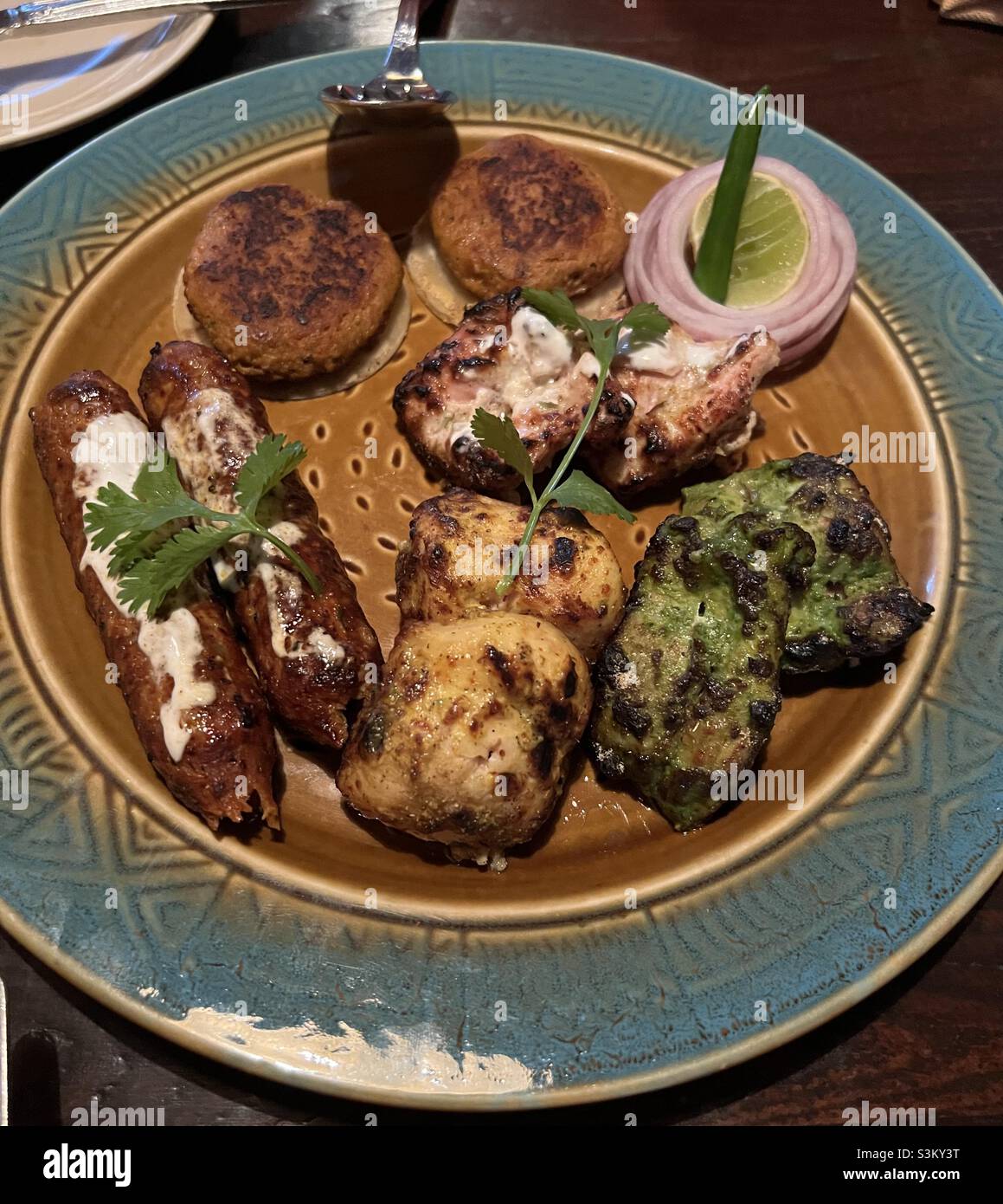 Indian kebab platter hi-res stock photography and images - Alamy