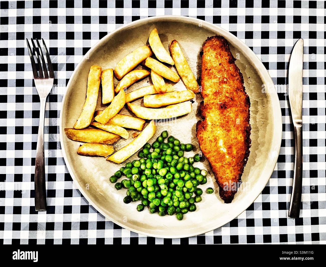 Haddock and chips hi-res stock photography and images - Alamy