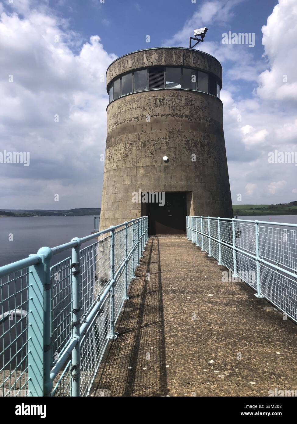 Dam tower hi-res stock photography and images - Alamy