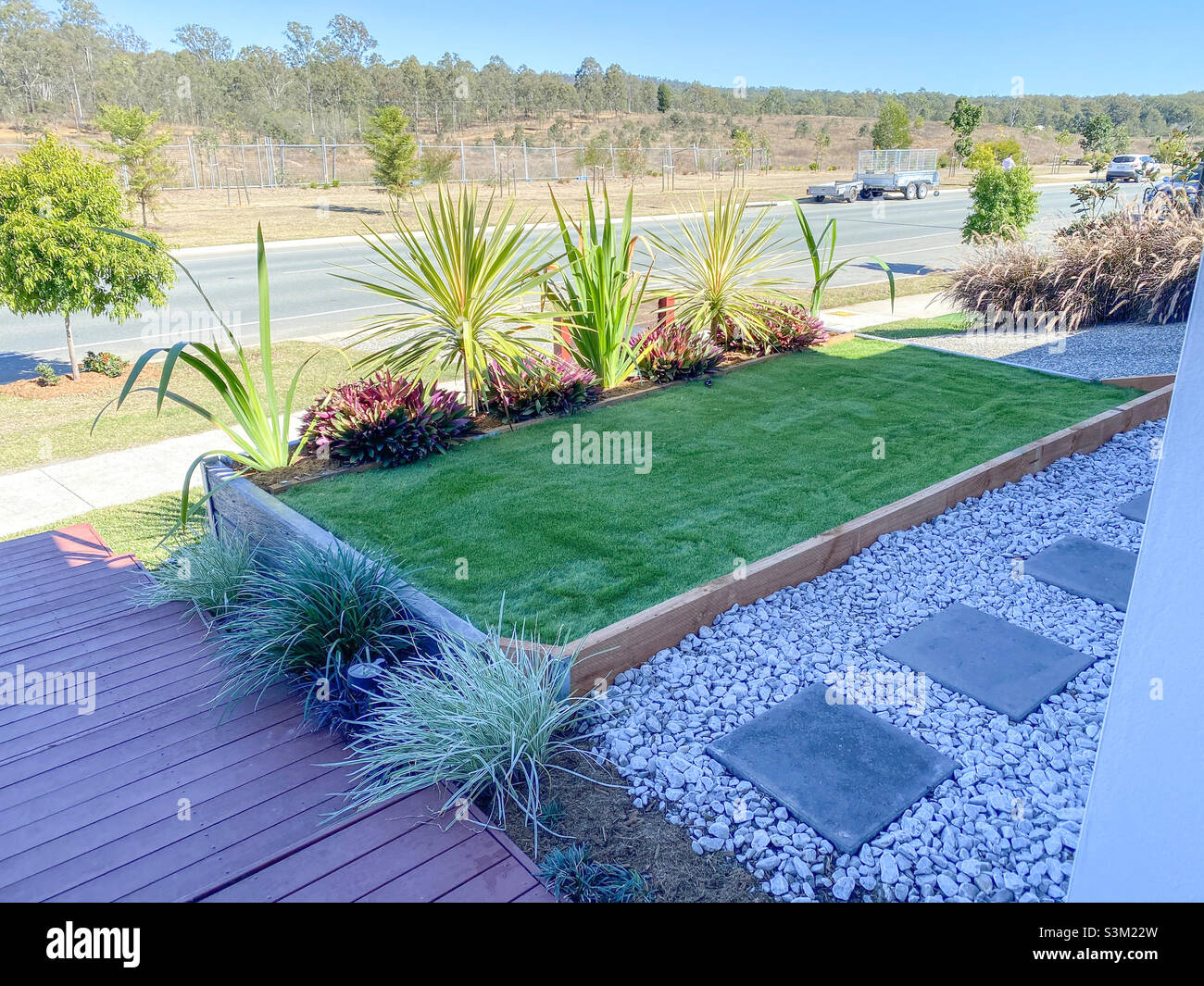 Landscaping retaining wall hi-res stock photography and images - Alamy