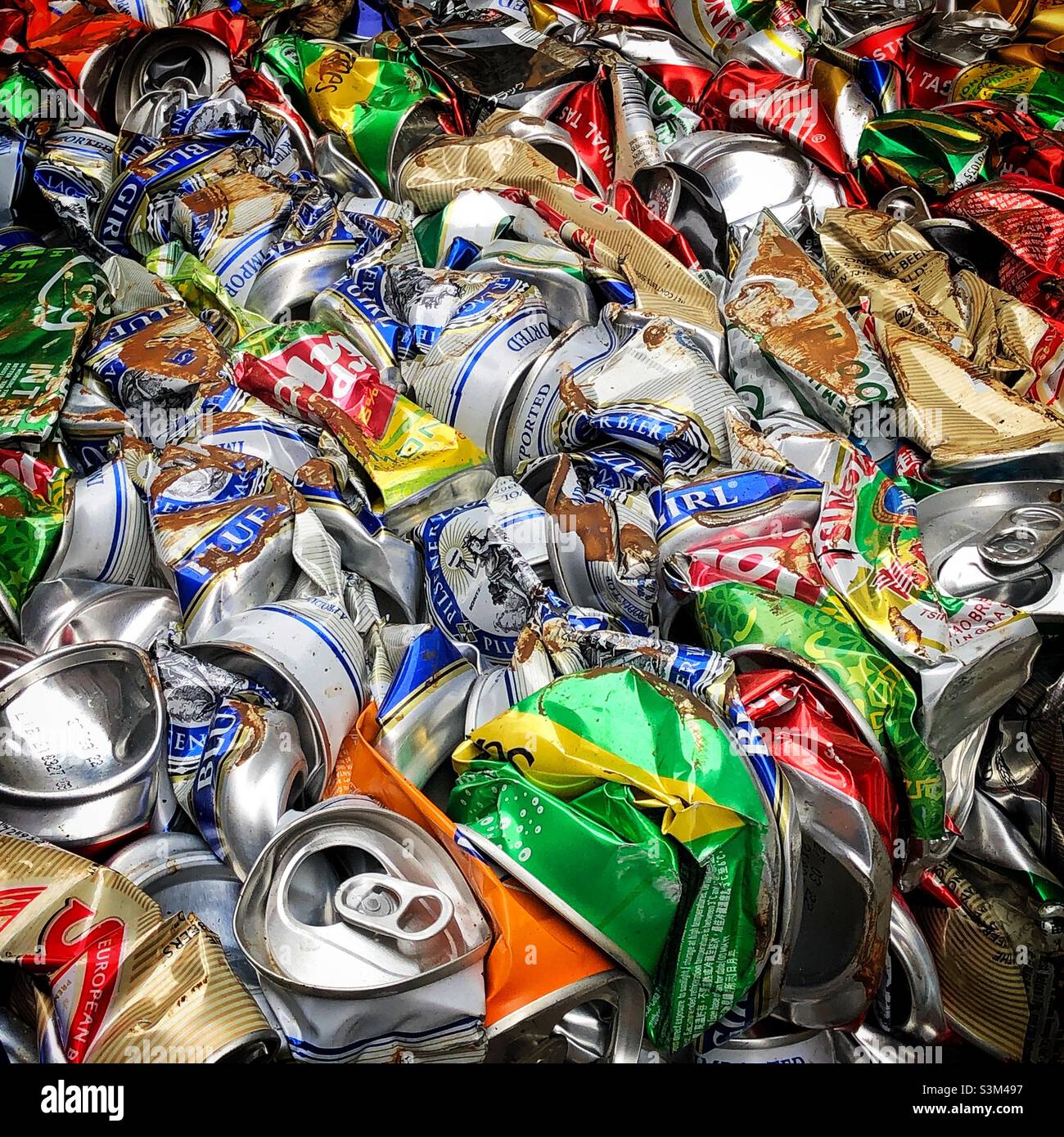 Aluminium cans baled for recycling, Mong Kok, Kowloon, Hong Kong Stock ...