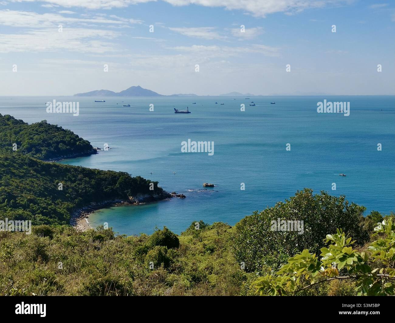 Lamma family trail hi-res stock photography and images - Alamy