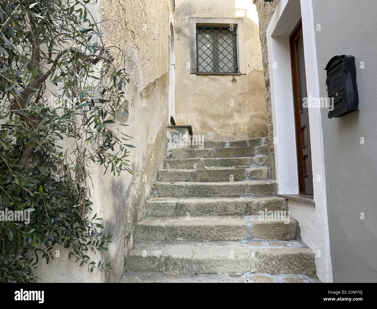 Castellabate street hi-res stock photography and images - Alamy
