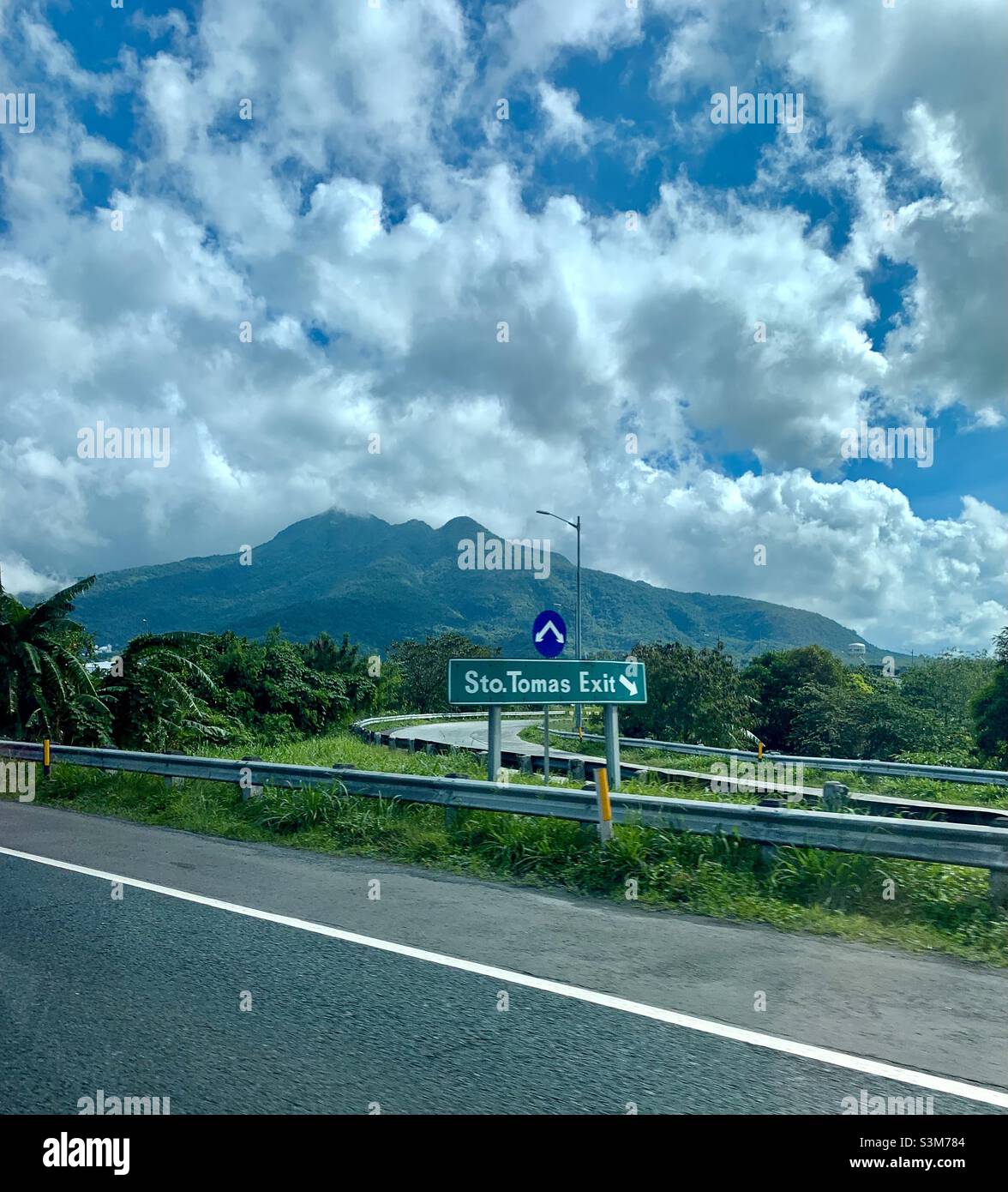 Land ltravel hi-res stock photography and images - Alamy