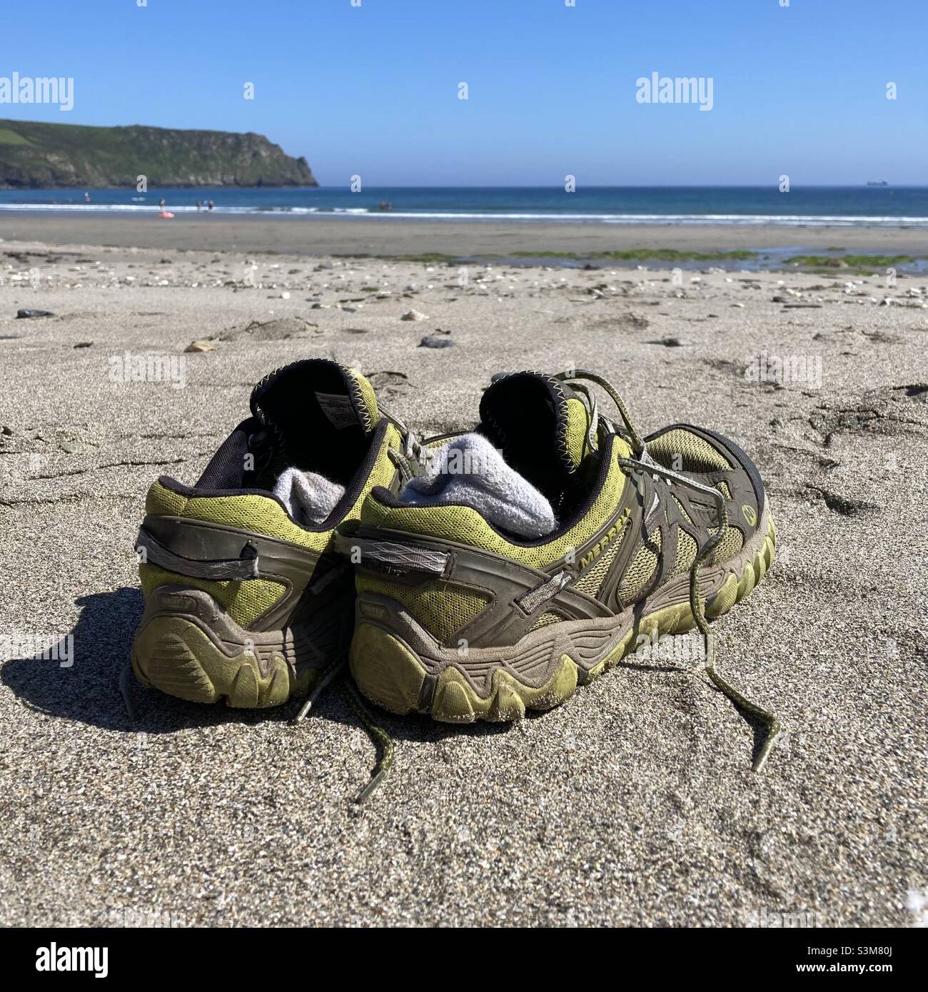 Shoes off hi-res stock photography and images - Alamy