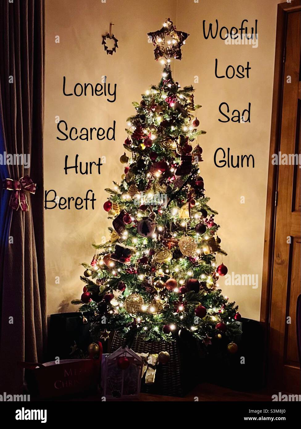 Depression at Christmas- pretending to be happy but struggling with ...