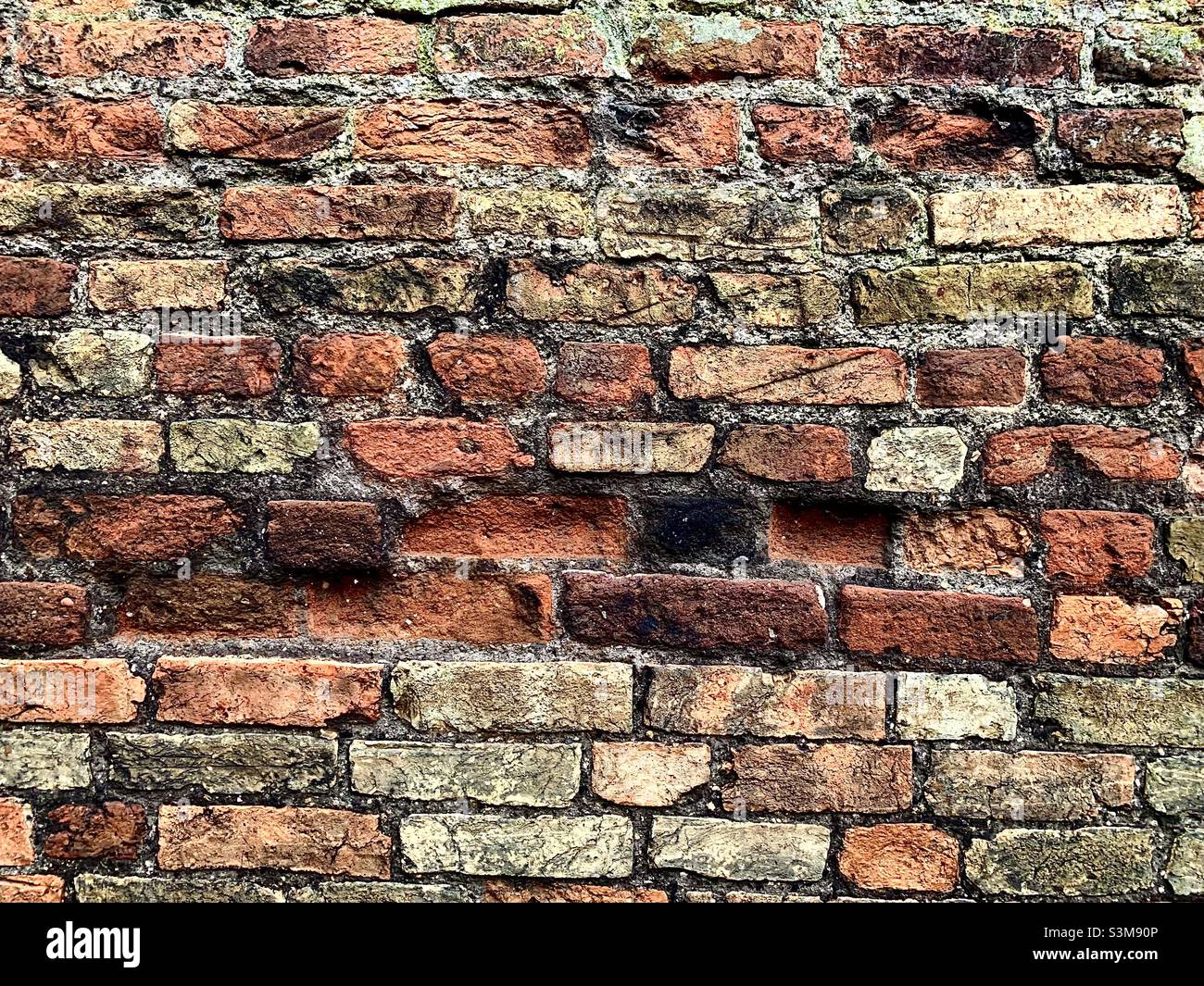 Old damp wall hi-res stock photography and images - Alamy