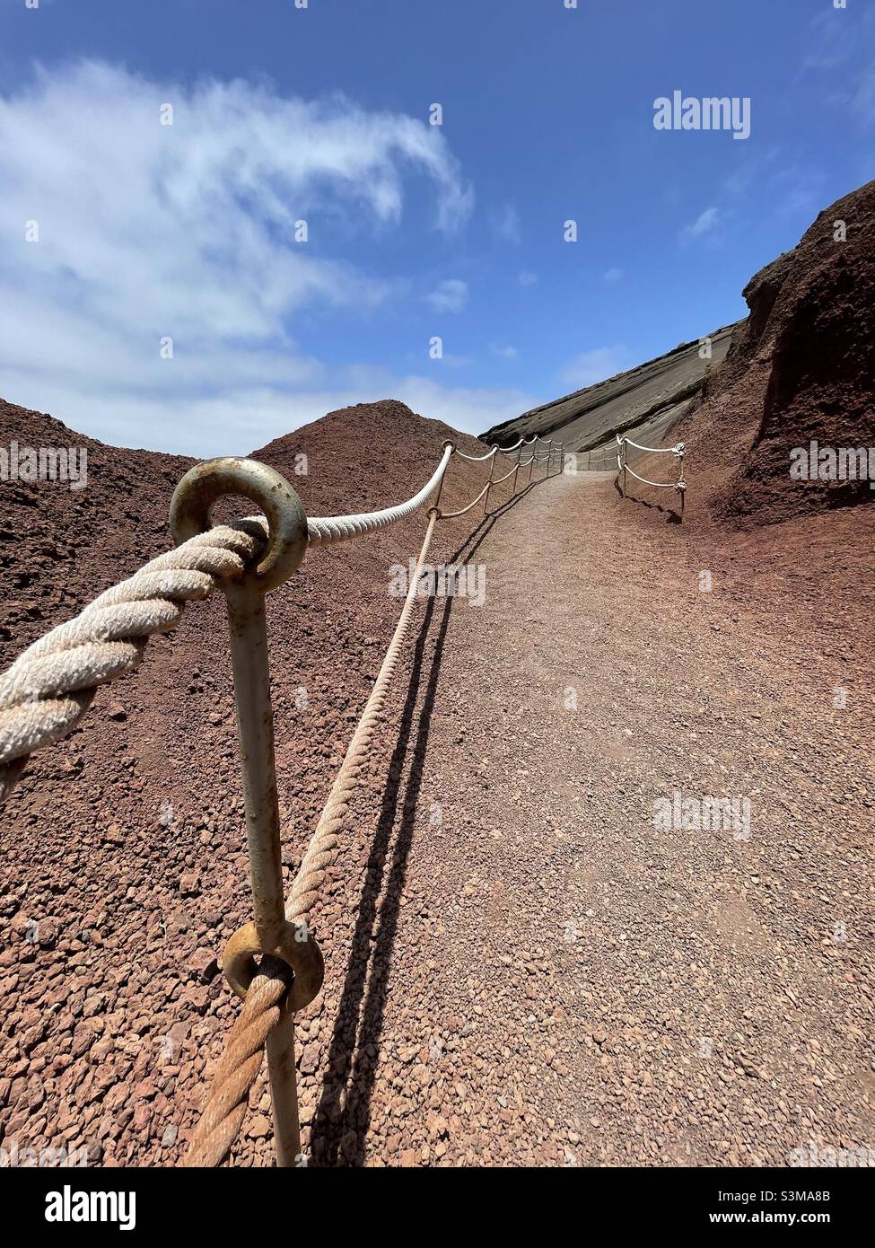 Rope railing hi-res stock photography and images - Alamy