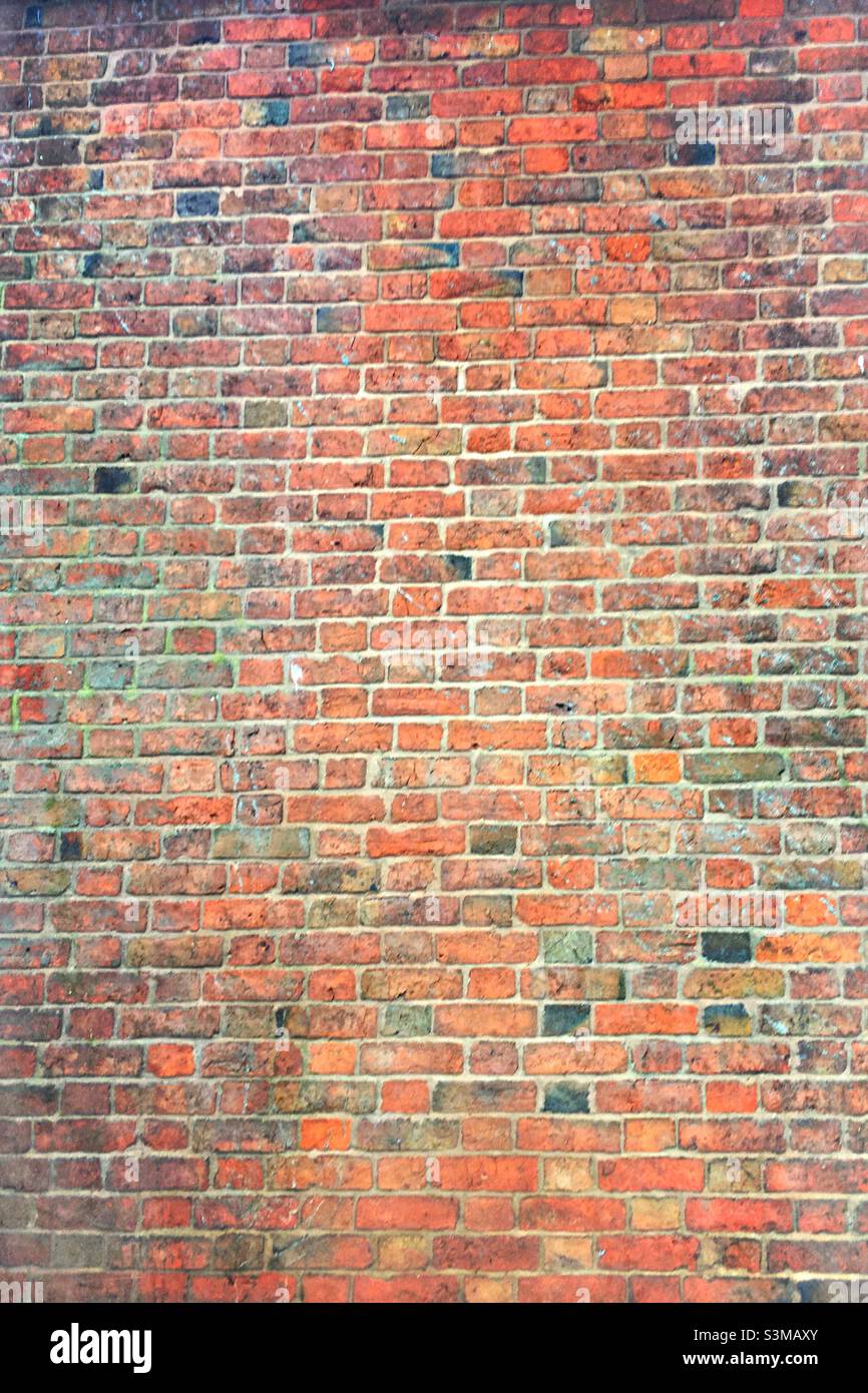 Old english brickwork hi-res stock photography and images - Alamy