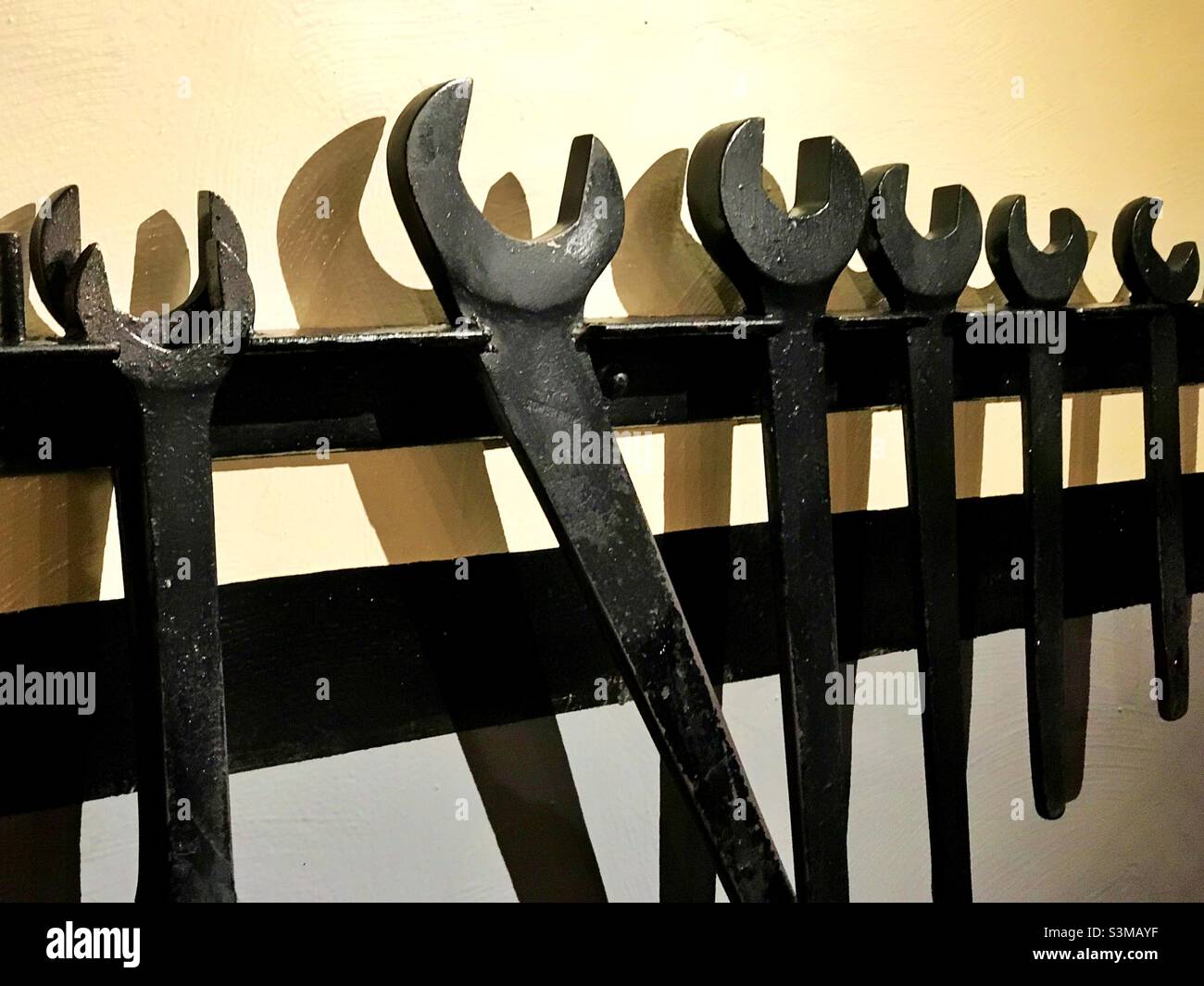 Torque wrenches hi-res stock photography and images - Alamy