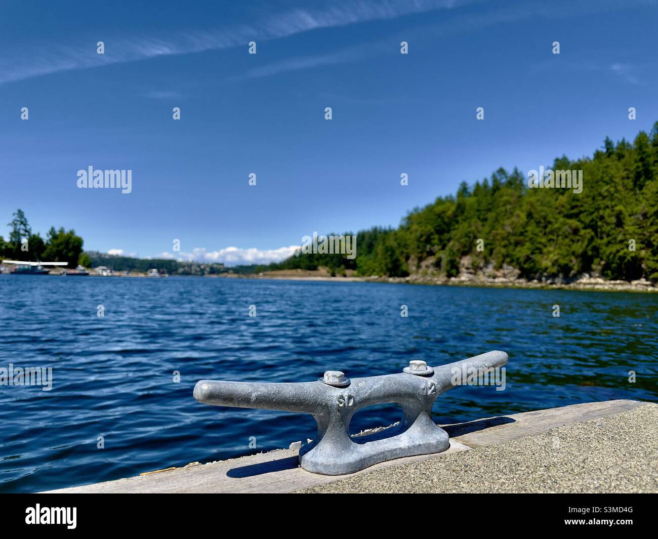 Boat Cleat in Vancouver Island Marina Stock Photo - Alamy
