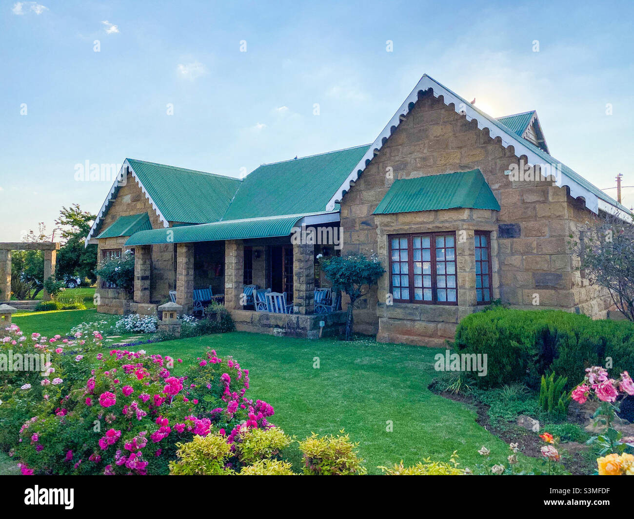 Sandstone house hi-res stock photography and images - Alamy