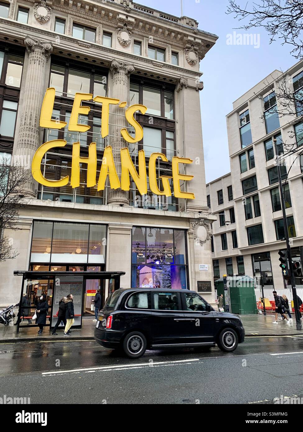 Exterior of Selfridges on Oxford Street, London UK Stock Photo - Alamy