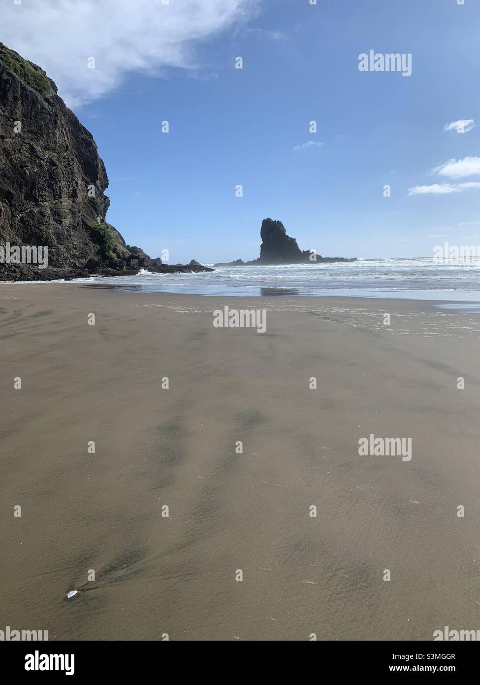 Anawhata beach hi-res stock photography and images - Alamy