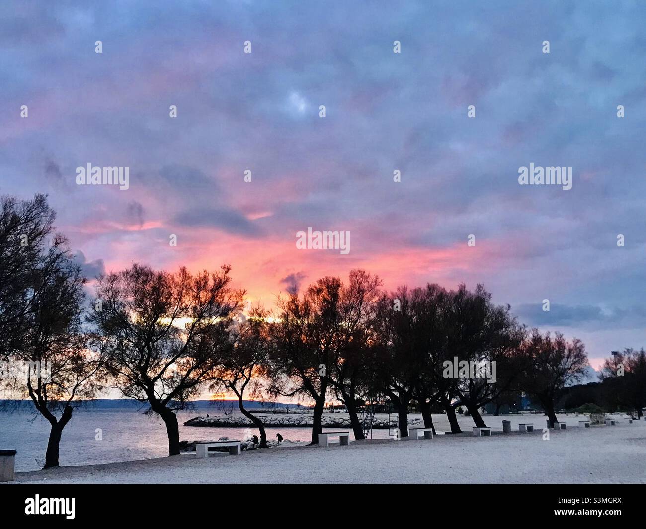 Split area beach hi-res stock photography and images - Alamy