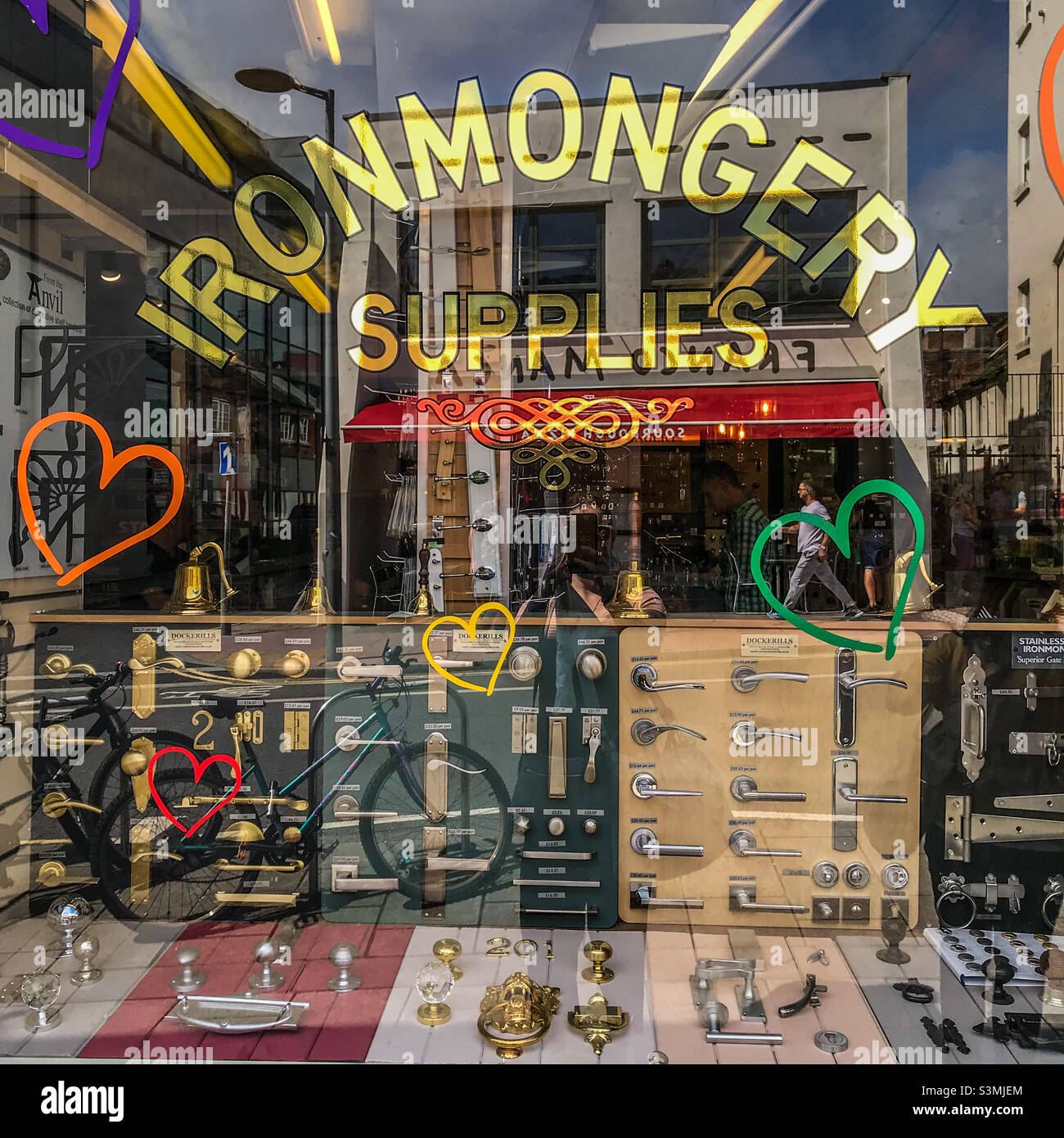 Ironmongery hi-res stock photography and images - Alamy