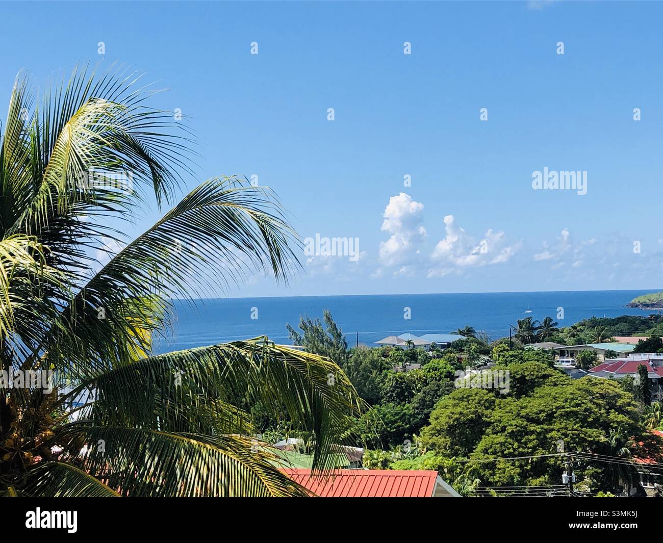 Tropical horizon hi-res stock photography and images - Alamy