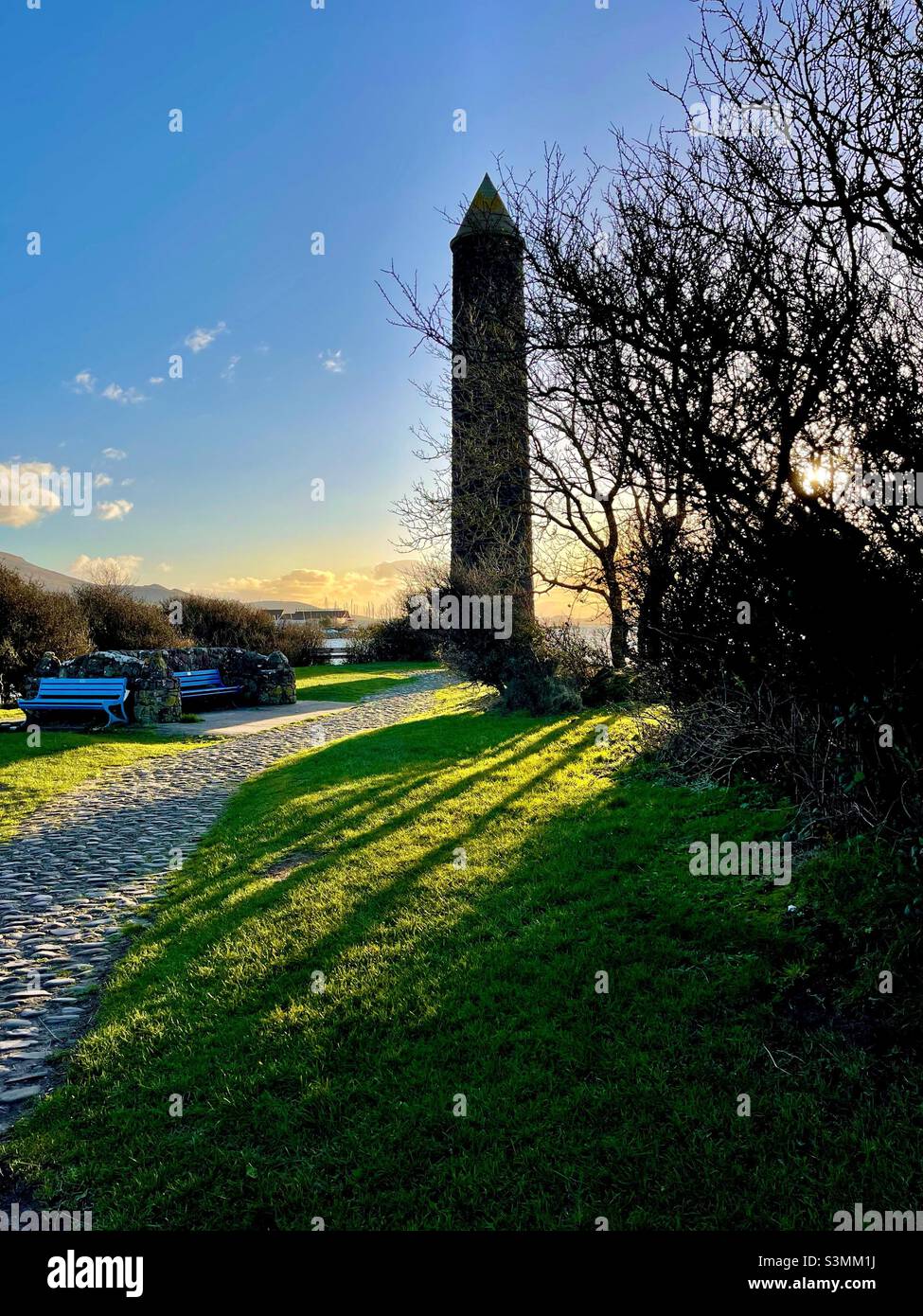 Pencil monument battle of largs 1263 hi-res stock photography and ...