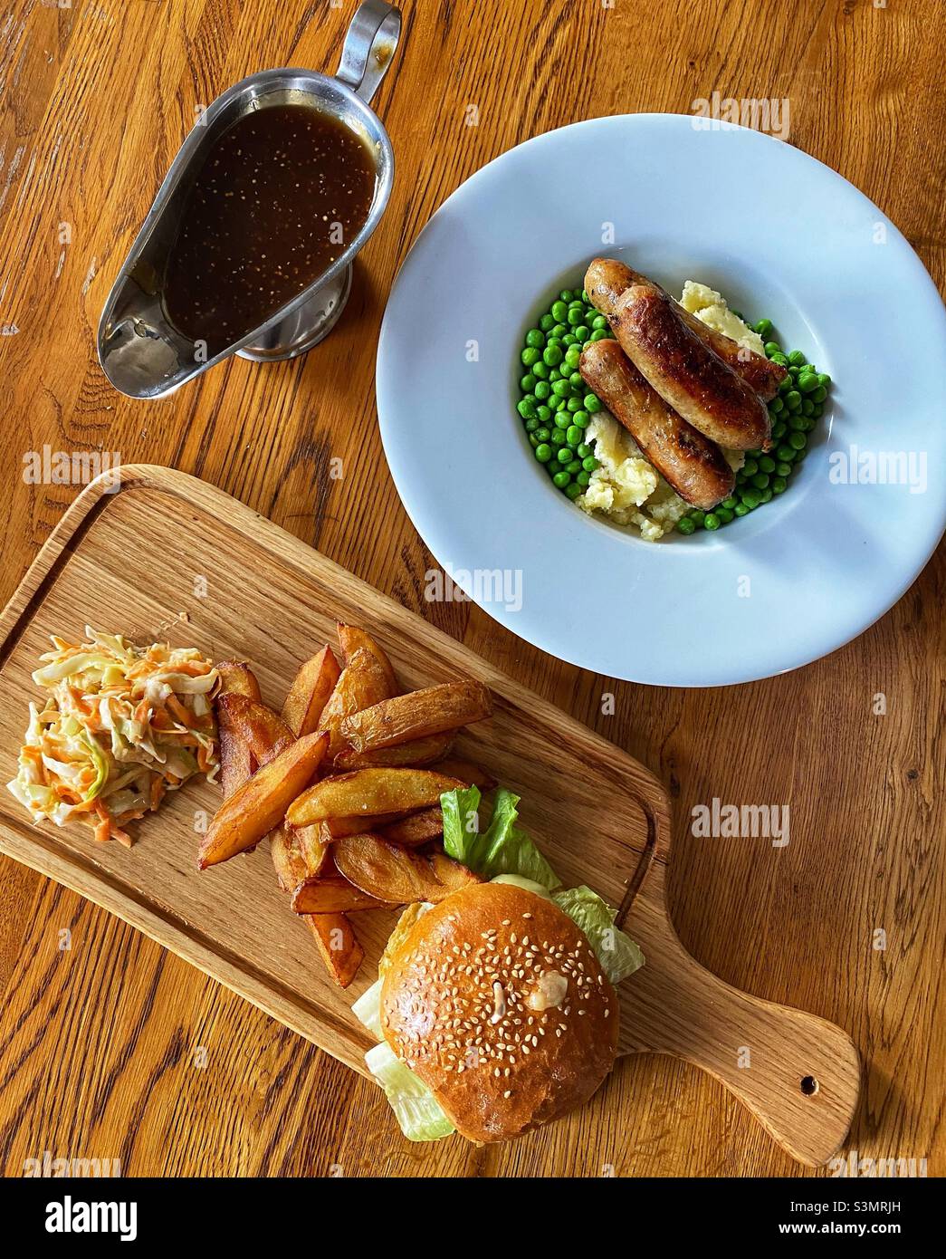 Pub Lunch Stock Photo Alamy