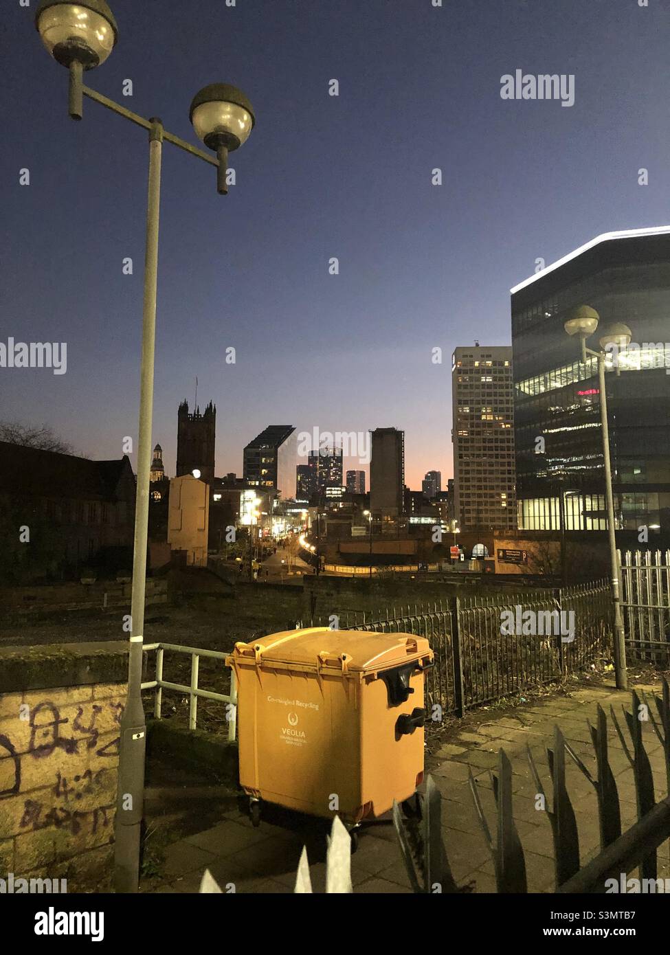 Manchester skyline sunset hi-res stock photography and images - Alamy