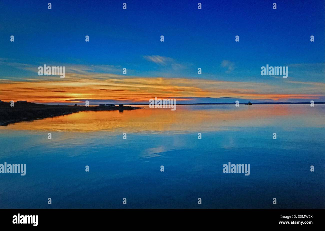 Kugluktuk, Nunavut, sunset, Beaufort Sea, landscape, freighter in the ...