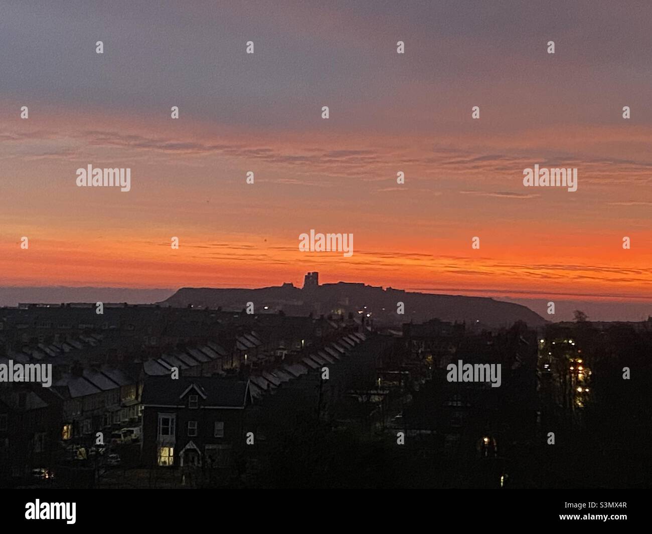 Scarborough sunrise hi-res stock photography and images - Alamy