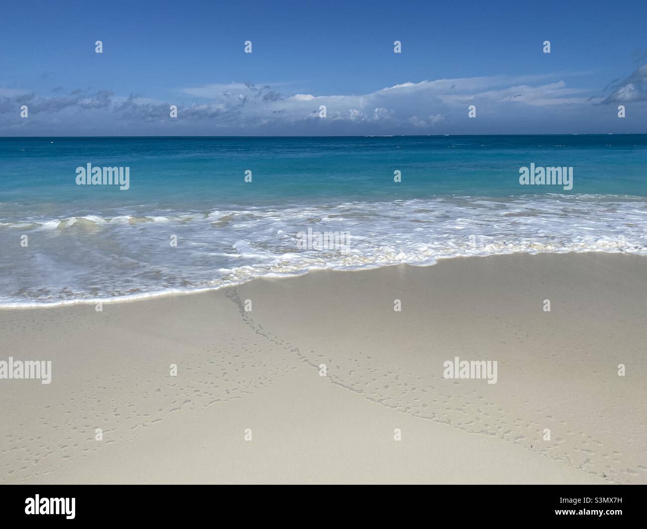 Grace bay beach turks hi-res stock photography and images - Alamy