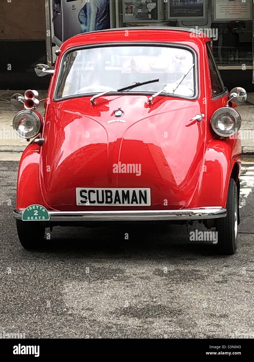 Vintage bubble car hi-res stock photography and images - Alamy
