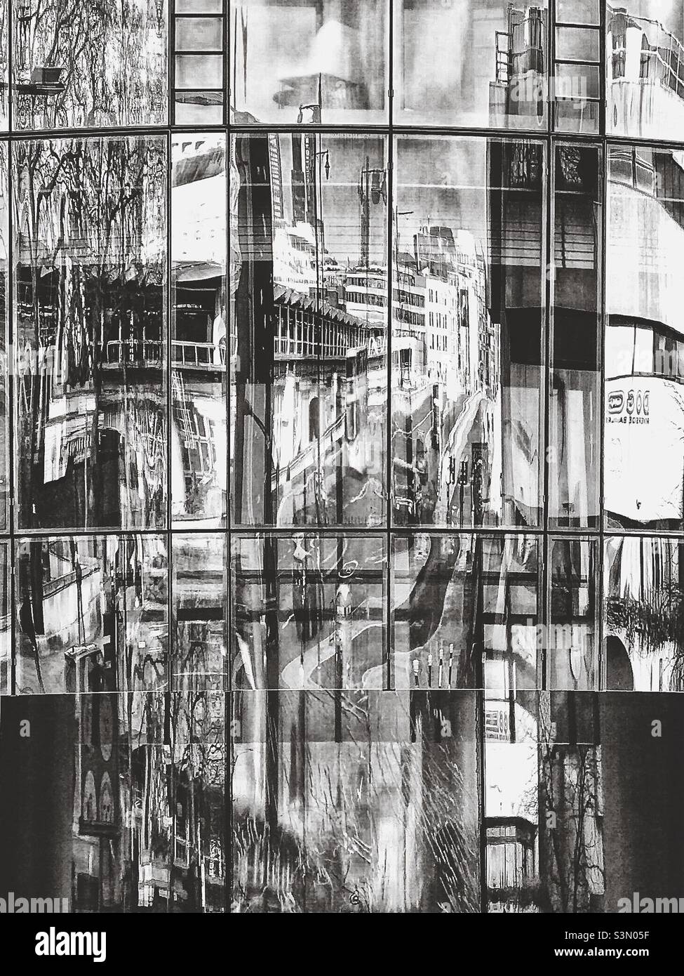 Plate Glass Windows High Resolution Stock Photography and Images - Alamy