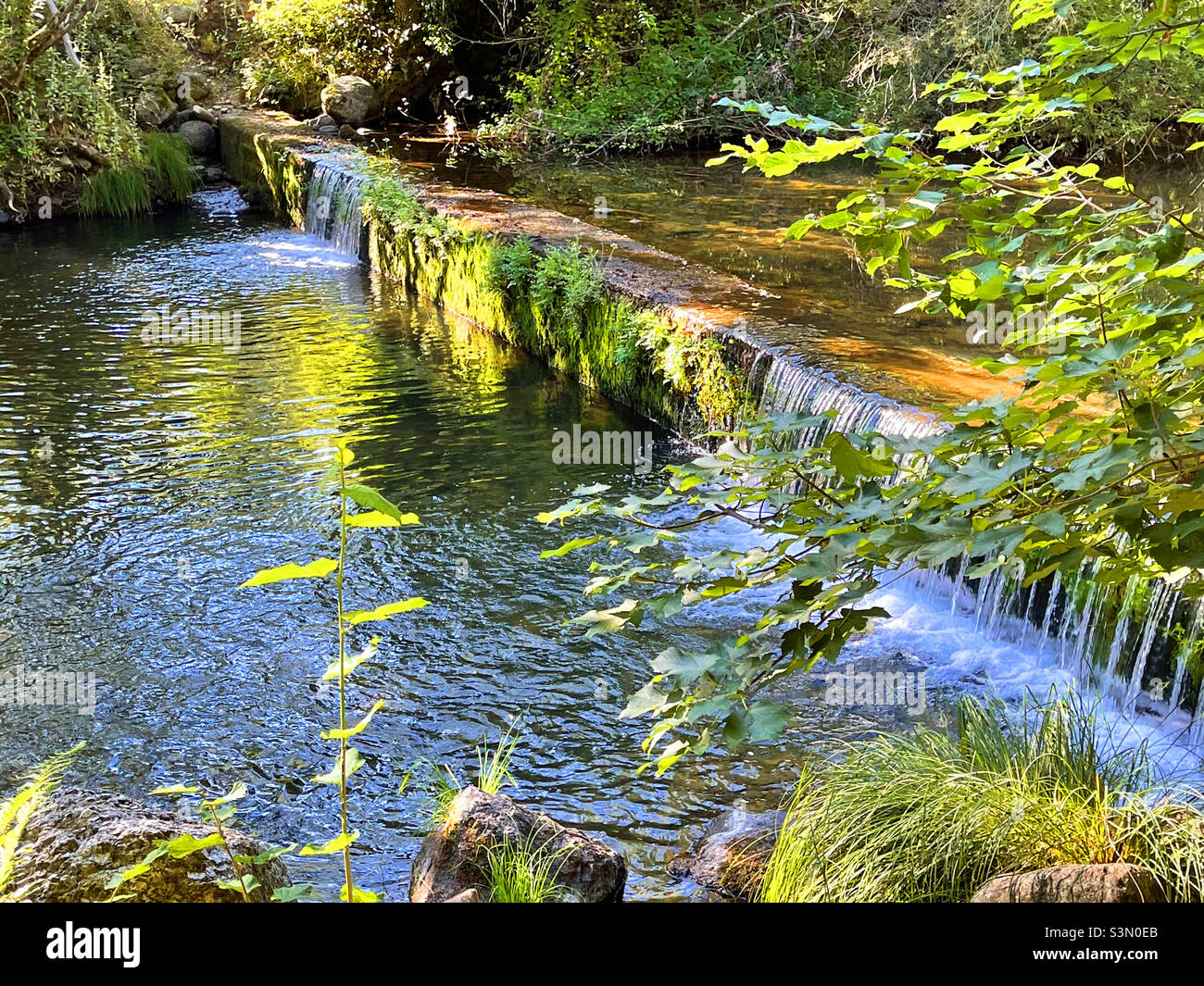 Refreshing cascade hi-res stock photography and images - Alamy