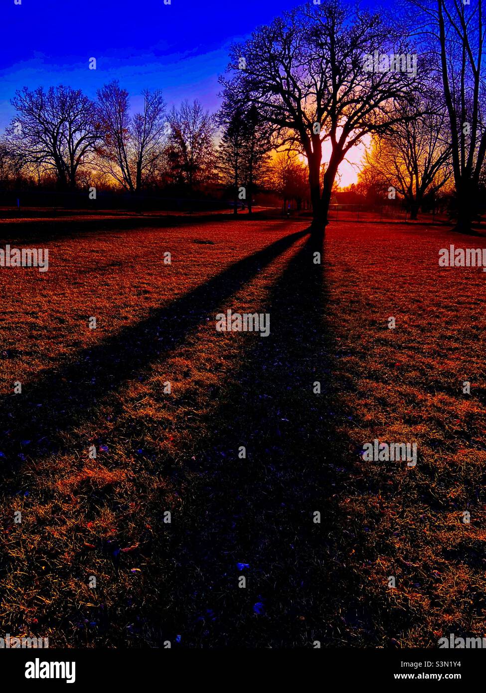Fall sunset hi-res stock photography and images - Alamy