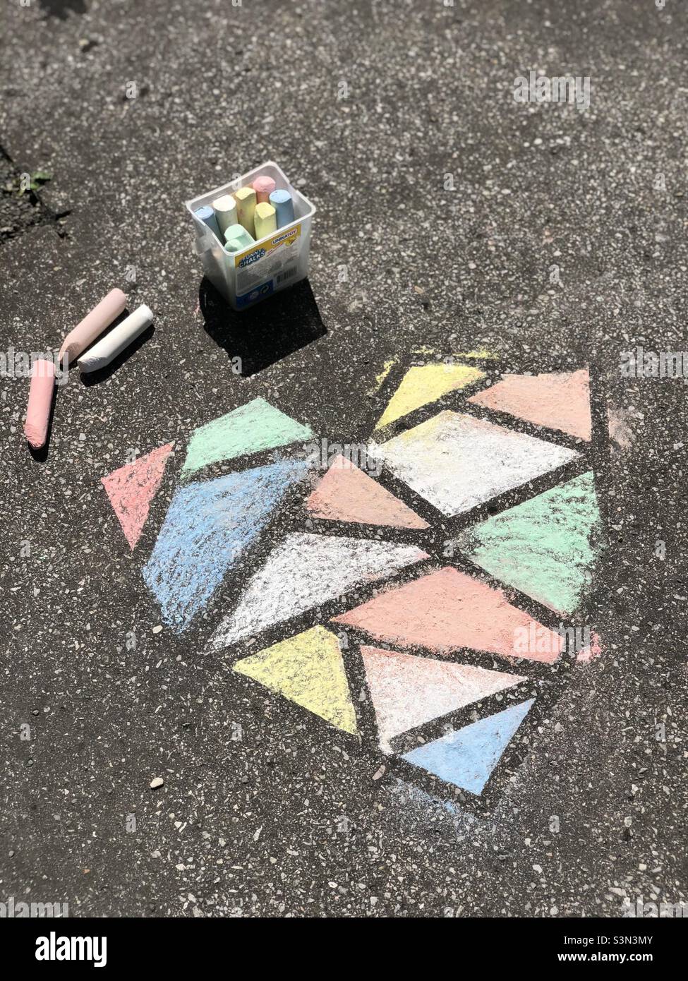 Chalk art kids hi-res stock photography and images - Alamy