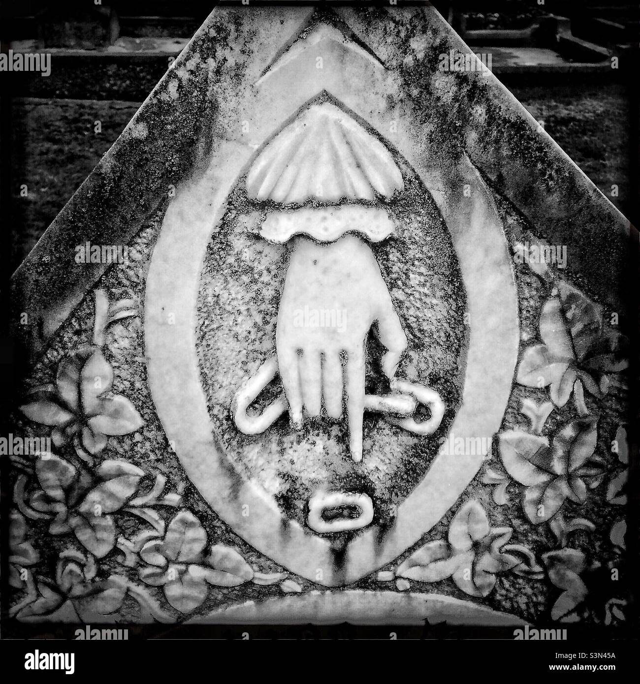 Victorian headstone hi-res stock photography and images - Alamy