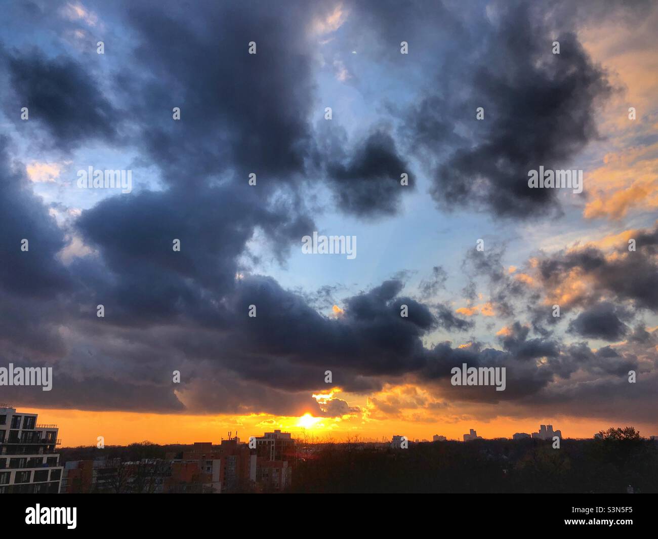 A dramatic winter skyscape Stock Photo - Alamy